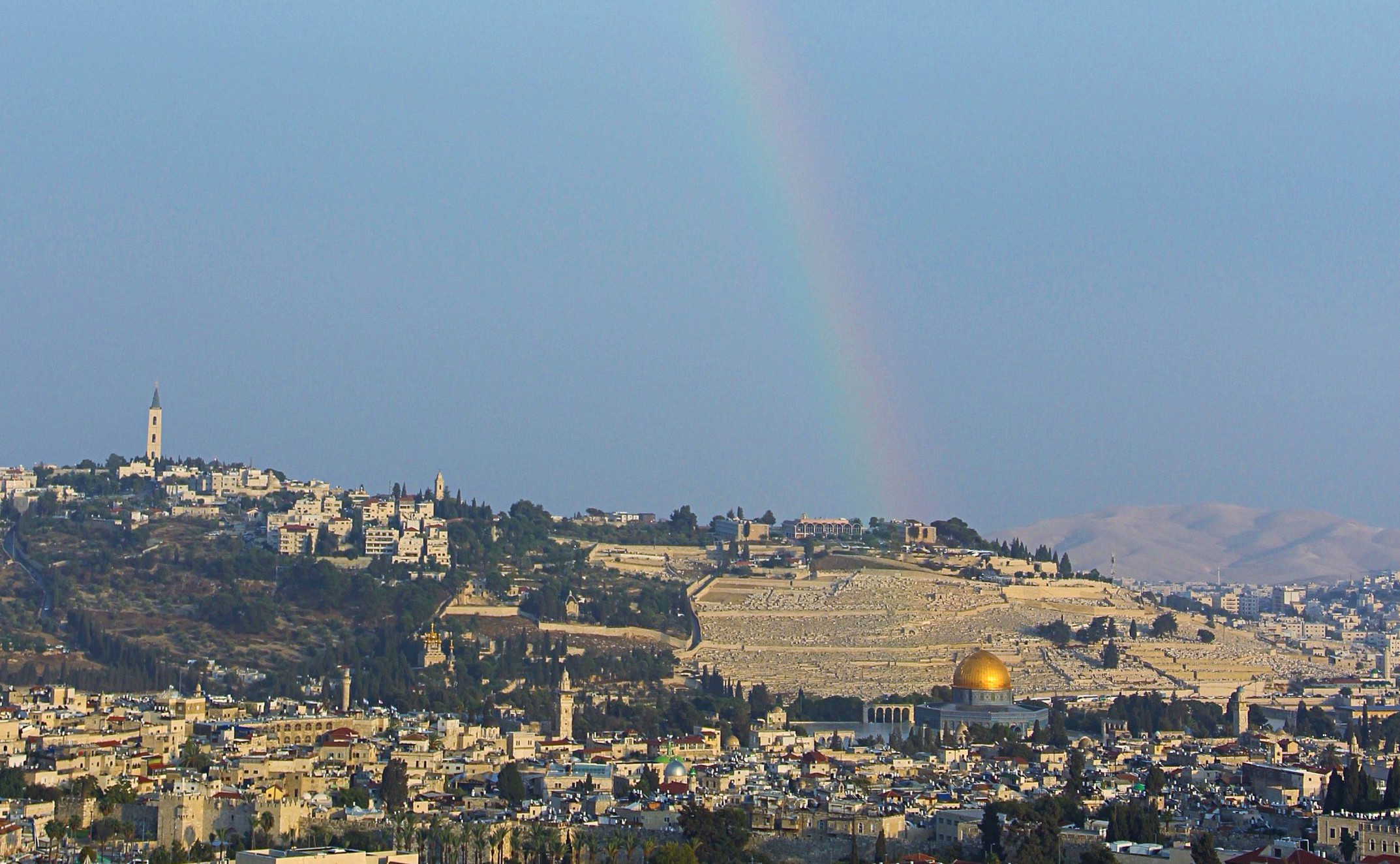 The Rainbow A Sign of the Noahic Covenant - Bible Holy Lands in Photos ...